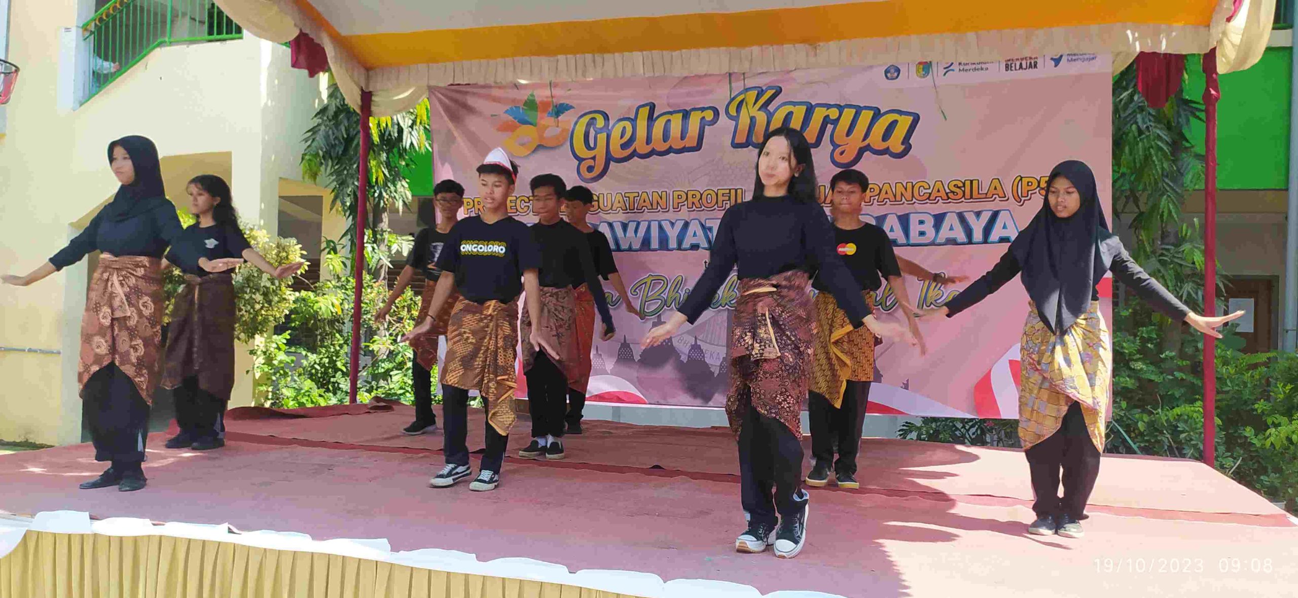 SMK Pawiyatan Surabaya – Kompeten Unggul Mandiri Bertaqwa